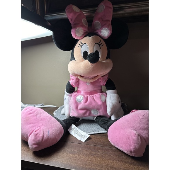 Minnie Rose | Dresses | Minnie Mouse 28 Large Jumbo Plush Stuffed Toy ...
